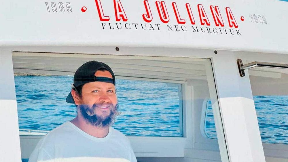 Juan Parra, marino: "Los últimos cuatro años he dormido poco en tierra ...